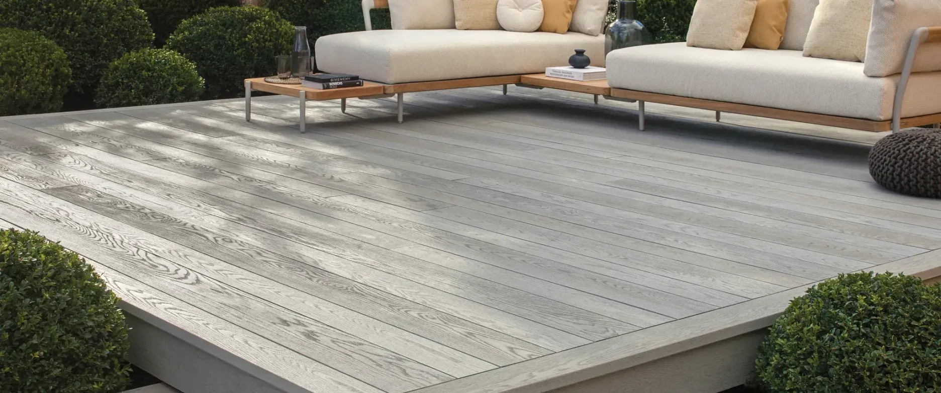 MDE126D_Enhanced Grain SB_Smoked Oak_Hero